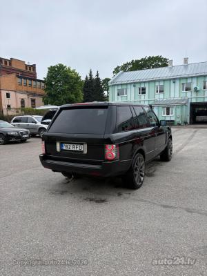 Melns Land Rover Range Rover 2010 Tartu, ar dzinēja tilpumu 3.60 L un nobraukumu 318 tūkst. km par 11599 €, foto 6 vietnē AUTOMOTO.COM.LV