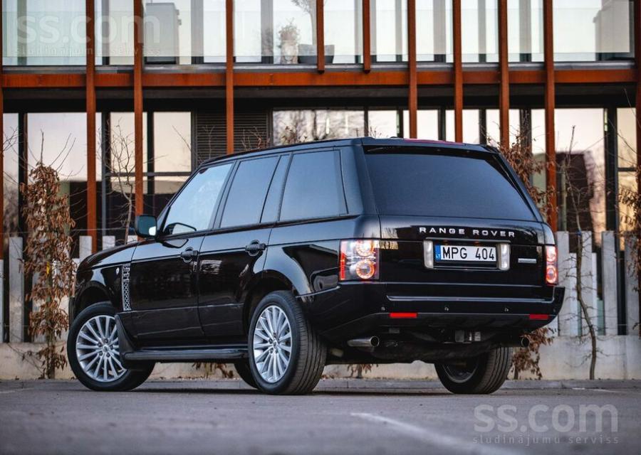 Black Land Rover Range Rover 2010 in Kaunas, with an engine capacity of 5.00 L and mileage of 275 thousand km for 12900 €, photo 7 on AUTOMOTO.COM.LV