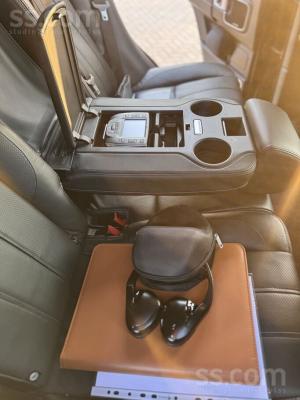 Melns Land Rover Range Rover 2010 Cēsis, ar dzinēja tilpumu 3.60 L un nobraukumu 272 tūkst. km par 14700 €, foto 20 vietnē AUTOMOTO.COM.LV