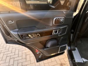 Melns Land Rover Range Rover 2010 Cēsis, ar dzinēja tilpumu 3.60 L un nobraukumu 272 tūkst. km par 14700 €, foto 21 vietnē AUTOMOTO.COM.LV
