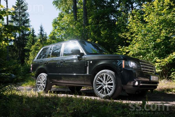 Melns Land Rover Range Rover 2010 Cēsis, ar dzinēja tilpumu 3.60 L un nobraukumu 272 tūkst. km par 18000 €, foto 6 vietnē AUTOMOTO.COM.LV