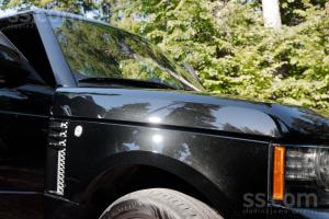 Melns Land Rover Range Rover 2010 Cēsis, ar dzinēja tilpumu 3.60 L un nobraukumu 272 tūkst. km par 18000 €, foto 8 vietnē AUTOMOTO.COM.LV