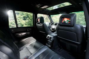 Melns Land Rover Range Rover 2010 Cēsis, ar dzinēja tilpumu 3.60 L un nobraukumu 273 tūkst. km par 14700 €, foto 24 vietnē AUTOMOTO.COM.LV