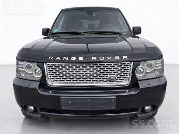 Melns Land Rover Range Rover 2010 Tukums, ar dzinēja tilpumu 3.60 L un nobraukumu 226 tūkst. km par 18800 €, foto 3 vietnē AUTOMOTO.COM.LV