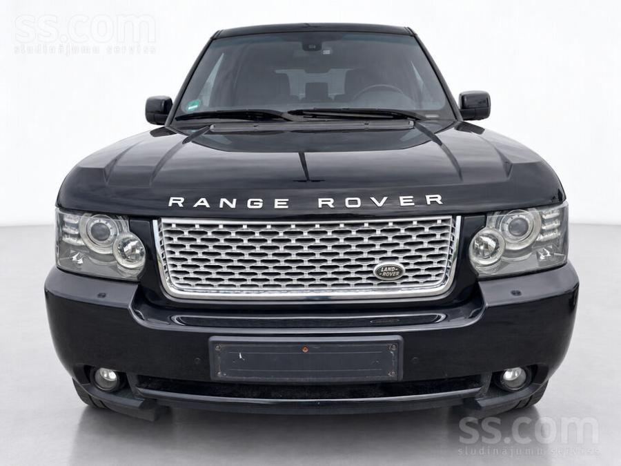 Melns Land Rover Range Rover 2010 Tukums, ar dzinēja tilpumu 3.60 L un nobraukumu 226 tūkst. km par 18800 €, foto 3 vietnē AUTOMOTO.COM.LV