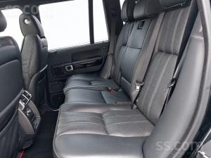 Melns Land Rover Range Rover 2010 Tukums, ar dzinēja tilpumu 3.60 L un nobraukumu 226 tūkst. km par 18800 €, foto 11 vietnē AUTOMOTO.COM.LV