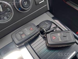 Melns Land Rover Range Rover 2010 Tukums, ar dzinēja tilpumu 3.60 L un nobraukumu 226 tūkst. km par 18800 €, foto 13 vietnē AUTOMOTO.COM.LV