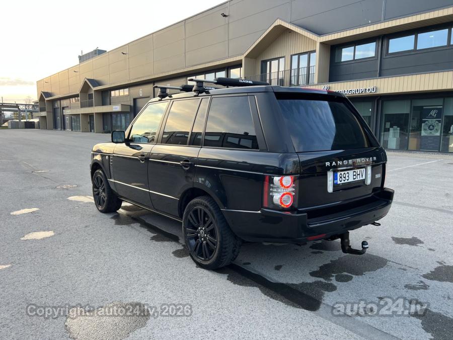 Melns Land Rover Range Rover 2011 Tallina, ar dzinēja tilpumu 4.40 L un nobraukumu 280 tūkst. km par 13990 €, foto 3 vietnē AUTOMOTO.COM.LV