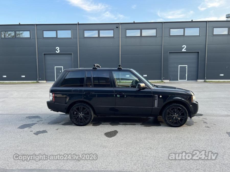 Melns Land Rover Range Rover 2011 Tallina, ar dzinēja tilpumu 4.40 L un nobraukumu 280 tūkst. km par 13990 €, foto 7 vietnē AUTOMOTO.COM.LV