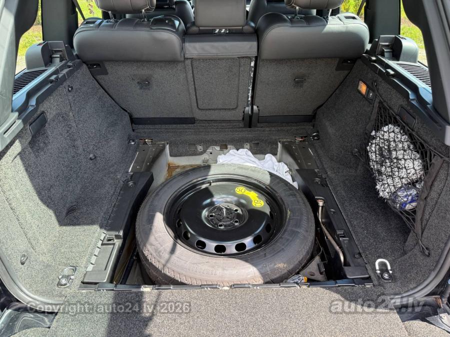 Melns Land Rover Range Rover 2011 Tallina, ar dzinēja tilpumu 4.40 L un nobraukumu 250 tūkst. km par 15000 €, foto 15 vietnē AUTOMOTO.COM.LV