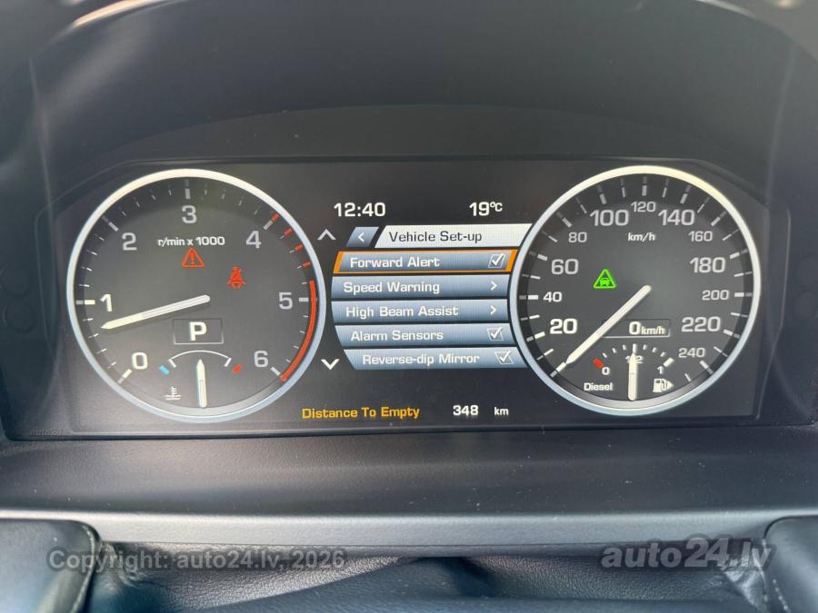 Melns Land Rover Range Rover 2011 Tallina, ar dzinēja tilpumu 4.40 L un nobraukumu 250 tūkst. km par 15000 €, foto 18 vietnē AUTOMOTO.COM.LV