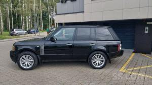 Melns Land Rover Range Rover 2011 Rīga, ar dzinēja tilpumu 4.40 L un nobraukumu 0 tūkst. km par 12900 €, foto 27 vietnē AUTOMOTO.COM.LV