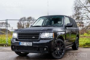 Melns Land Rover Range Rover 2011 Rīga, ar dzinēja tilpumu 4.40 L un nobraukumu 305 tūkst. km par 13987 €, foto  vietnē AUTOMOTO.COM.LV
