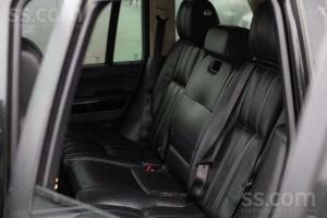 Black Land Rover Range Rover 2011 in Riga, with an engine capacity of 4.40 L and mileage of 305 thousand km for 13987 €, photo 11 on AUTOMOTO.COM.LV