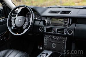 Black Land Rover Range Rover 2011 in Riga, with an engine capacity of 4.40 L and mileage of 305 thousand km for 13987 €, photo 32 on AUTOMOTO.COM.LV