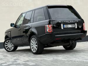 Black Land Rover Range Rover 2011 in Riga, with an engine capacity of 4.40 L and mileage of 0 thousand km for 11950 €, photo 5 on AUTOMOTO.COM.LV