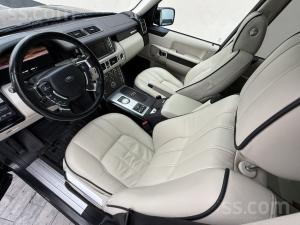 Black Land Rover Range Rover 2011 in Riga, with an engine capacity of 4.40 L and mileage of 0 thousand km for 11950 €, photo 13 on AUTOMOTO.COM.LV