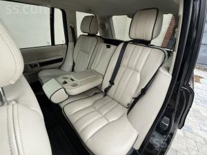 Black Land Rover Range Rover 2011 in Riga, with an engine capacity of 4.40 L and mileage of 0 thousand km for 11950 €, photo 17 on AUTOMOTO.COM.LV