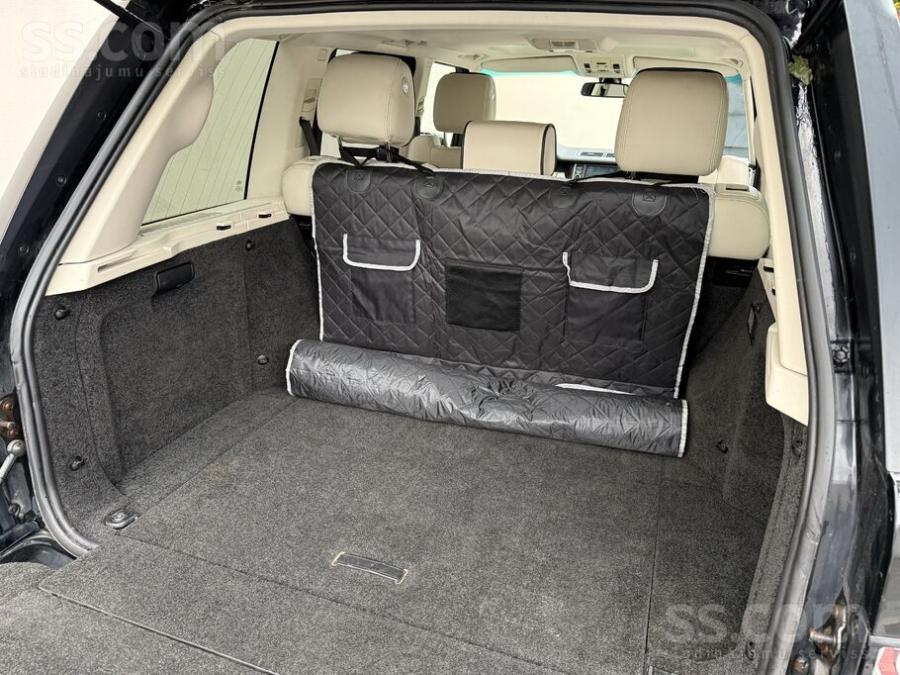 Black Land Rover Range Rover 2011 in Riga, with an engine capacity of 4.40 L and mileage of 0 thousand km for 11950 €, photo 30 on AUTOMOTO.COM.LV