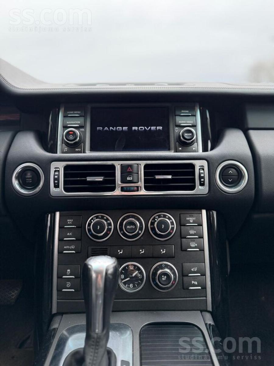 Melns Land Rover Range Rover 2011 Rīga, ar dzinēja tilpumu 5.00 L un nobraukumu 140 tūkst. km par 8500 €, foto 13 vietnē AUTOMOTO.COM.LV