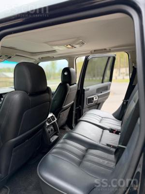 Melns Land Rover Range Rover 2011 Rīga, ar dzinēja tilpumu 5.00 L un nobraukumu 140 tūkst. km par 8500 €, foto 15 vietnē AUTOMOTO.COM.LV