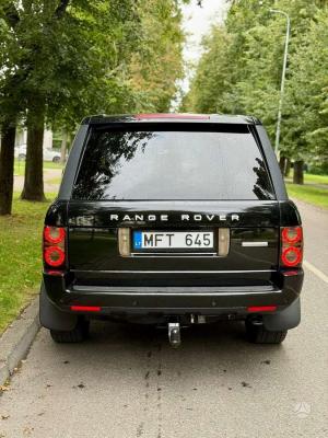 Black Land Rover Range Rover 2012 in Vilnius, with an engine capacity of 5.00 L and mileage of 289 thousand km for 9000 €, photo 3 on AUTOMOTO.COM.LV