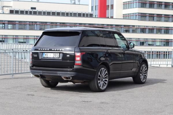Black Land Rover Range Rover 2013 in Riga, with an engine capacity of 4.40 L and mileage of 269 thousand km for 23980 €, photo 11 on AUTOMOTO.COM.LV