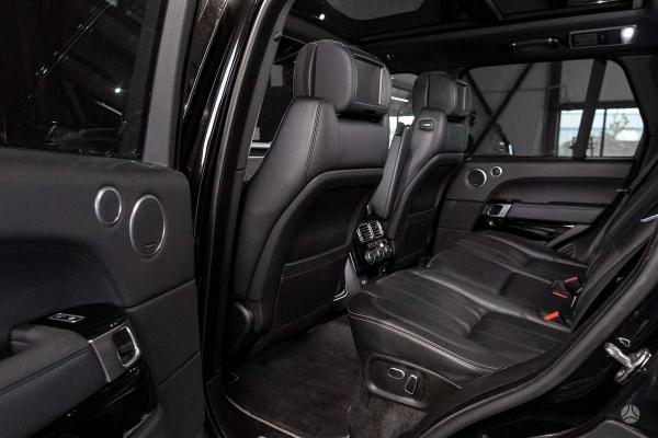 Melns Land Rover Range Rover 2013 Rīga, ar dzinēja tilpumu 5.00 L un nobraukumu 159 tūkst. km par 26950 €, foto 11 vietnē AUTOMOTO.COM.LV