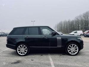 Melns Land Rover Range Rover 2013 Viļņa, ar dzinēja tilpumu 4.37 L un nobraukumu 235 tūkst. km par 23850 €, foto 4 vietnē AUTOMOTO.COM.LV