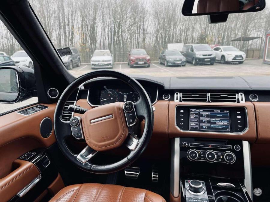 Melns Land Rover Range Rover 2013 Viļņa, ar dzinēja tilpumu 4.37 L un nobraukumu 235 tūkst. km par 23850 €, foto 16 vietnē AUTOMOTO.COM.LV