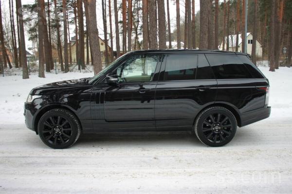 Black Land Rover Range Rover 2013 in Riga, with an engine capacity of 4.40 L and mileage of 293 thousand km for 20800 €, photo 3 on AUTOMOTO.COM.LV