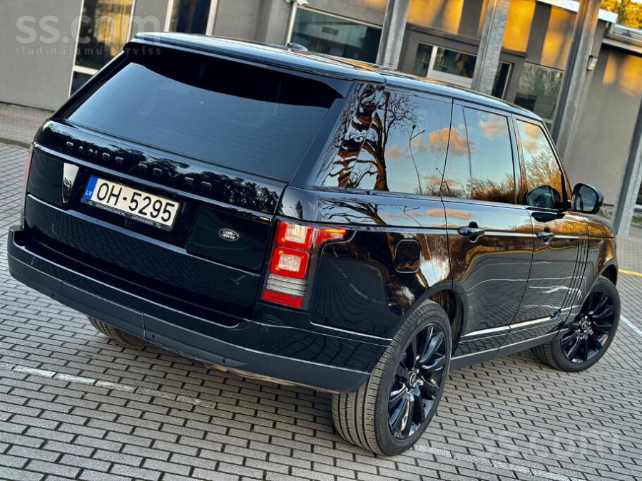 Melns Land Rover Range Rover 2013 Jūrmala, ar dzinēja tilpumu 3.00 L un nobraukumu 273 tūkst. km par 20900 €, foto 5 vietnē AUTOMOTO.COM.LV