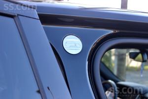 Melns Land Rover Range Rover 2013 Jūrmala, ar dzinēja tilpumu 3.00 L un nobraukumu 273 tūkst. km par 20900 €, foto 6 vietnē AUTOMOTO.COM.LV