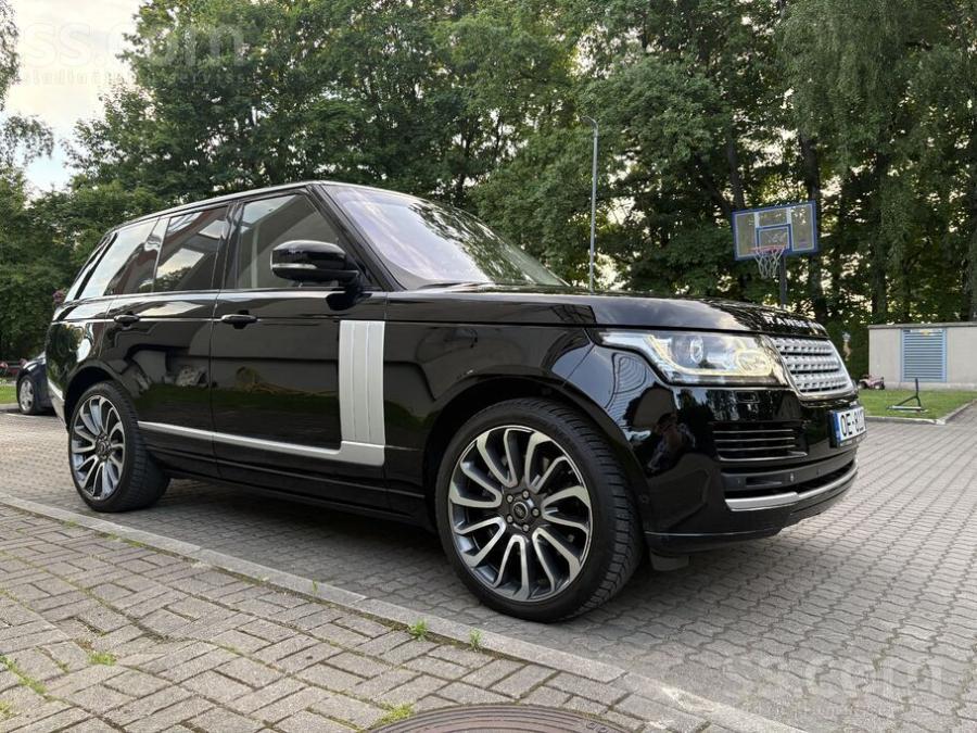 Melns Land Rover Range Rover 2013 Rīga, ar dzinēja tilpumu 4.40 L un nobraukumu 237 tūkst. km par 23300 €, foto 3 vietnē AUTOMOTO.COM.LV