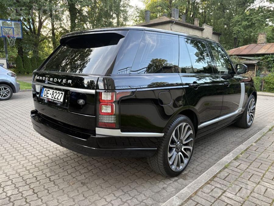 Melns Land Rover Range Rover 2013 Rīga, ar dzinēja tilpumu 4.40 L un nobraukumu 237 tūkst. km par 23300 €, foto 5 vietnē AUTOMOTO.COM.LV
