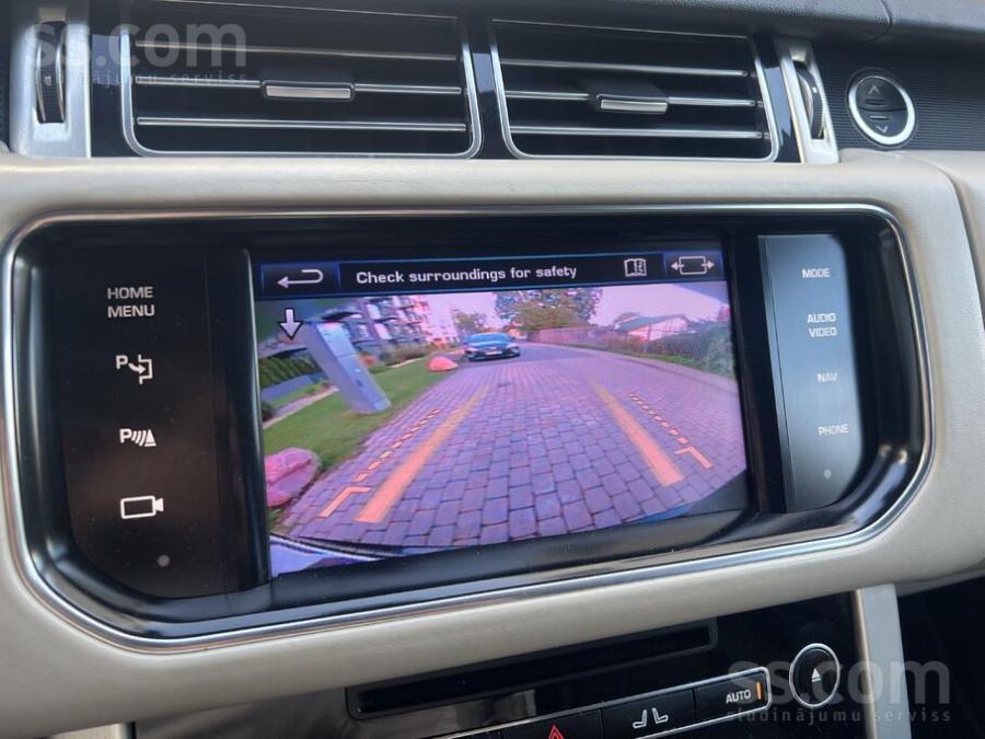 Melns Land Rover Range Rover 2013 Rīga, ar dzinēja tilpumu 4.40 L un nobraukumu 237 tūkst. km par 23300 €, foto 24 vietnē AUTOMOTO.COM.LV