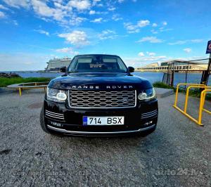 Black Land Rover Range Rover 2013 in Tallinn, with an engine capacity of 4.40 L and mileage of 260 thousand km for 19299 €, photo 3 on AUTOMOTO.COM.LV