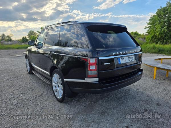 Black Land Rover Range Rover 2013 in Tallinn, with an engine capacity of 4.40 L and mileage of 260 thousand km for 19299 €, photo 6 on AUTOMOTO.COM.LV