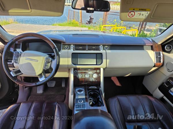 Black Land Rover Range Rover 2013 in Tallinn, with an engine capacity of 4.40 L and mileage of 260 thousand km for 19299 €, photo 7 on AUTOMOTO.COM.LV