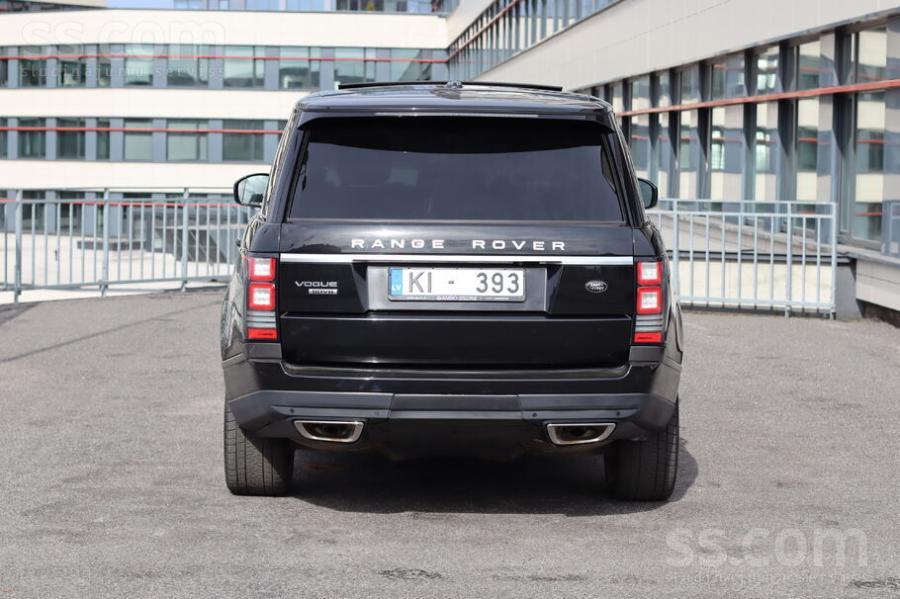 Melns Land Rover Range Rover 2013 Rīga, ar dzinēja tilpumu 4.40 L un nobraukumu 272 tūkst. km par 19980 €, foto 6 vietnē AUTOMOTO.COM.LV