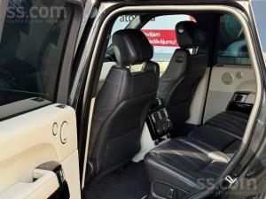 Melns Land Rover Range Rover 2013 Rīga, ar dzinēja tilpumu 4.40 L un nobraukumu 272 tūkst. km par 19980 €, foto 18 vietnē AUTOMOTO.COM.LV