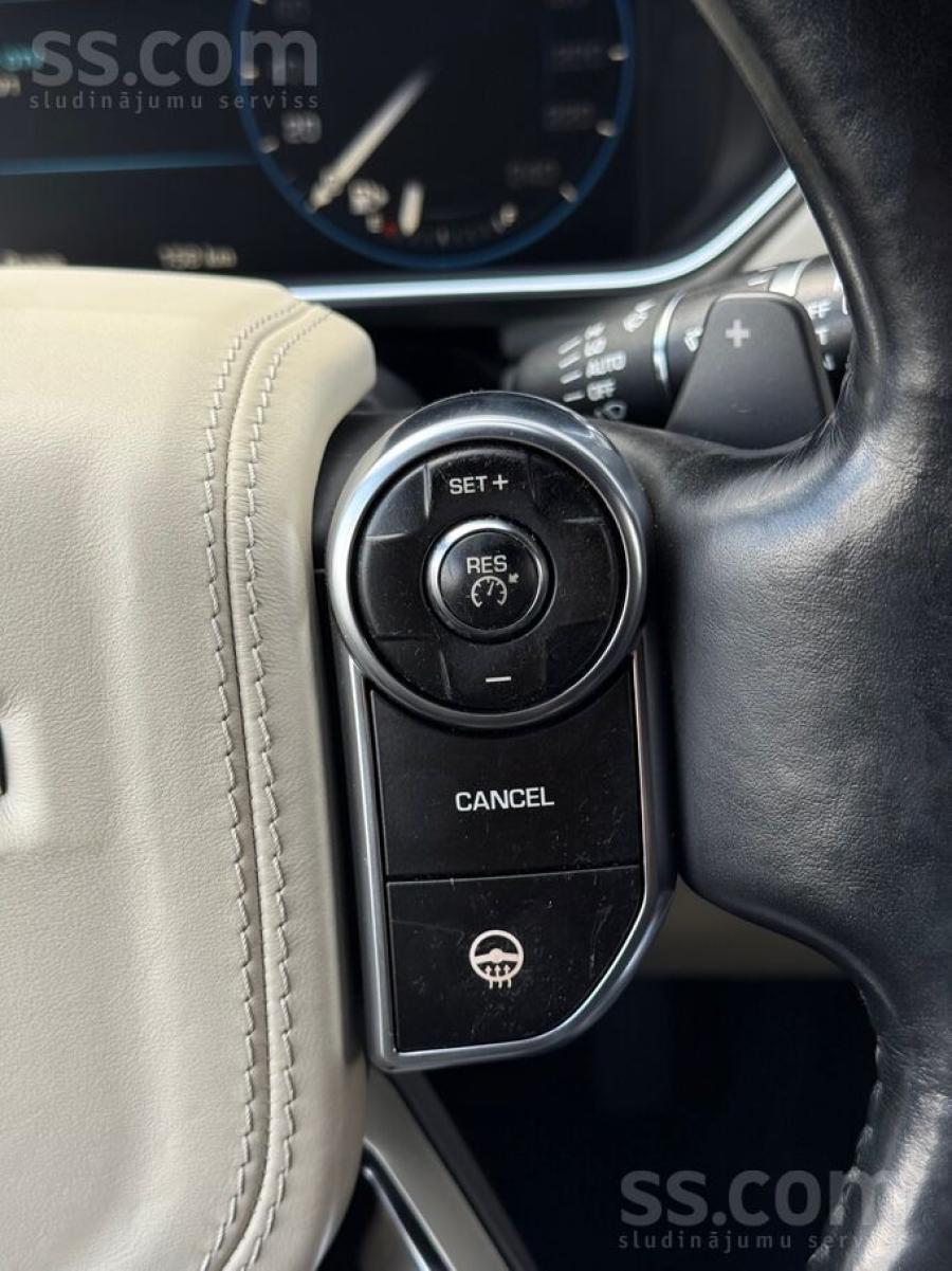 Melns Land Rover Range Rover 2013 Rīga, ar dzinēja tilpumu 4.40 L un nobraukumu 272 tūkst. km par 19980 €, foto 26 vietnē AUTOMOTO.COM.LV
