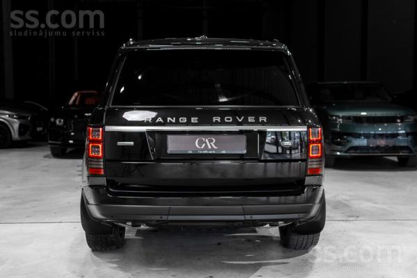 Melns Land Rover Range Rover 2013 Rīga, ar dzinēja tilpumu 5.00 L un nobraukumu 159 tūkst. km par 26000 €, foto 5 vietnē AUTOMOTO.COM.LV