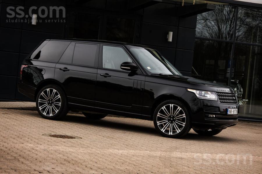 Melns Land Rover Range Rover 2013 Jelgava, ar dzinēja tilpumu 4.40 L un nobraukumu 0 tūkst. km par 29900 €, foto 1 vietnē AUTOMOTO.COM.LV