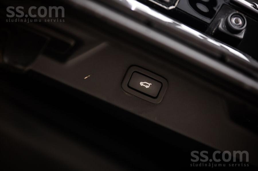 Melns Land Rover Range Rover 2013 Jelgava, ar dzinēja tilpumu 4.40 L un nobraukumu 0 tūkst. km par 29900 €, foto 32 vietnē AUTOMOTO.COM.LV