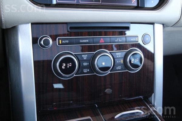 Melns Land Rover Range Rover 2013 Rīga, ar dzinēja tilpumu 4.40 L un nobraukumu 244 tūkst. km par 23000 €, foto 6 vietnē AUTOMOTO.COM.LV