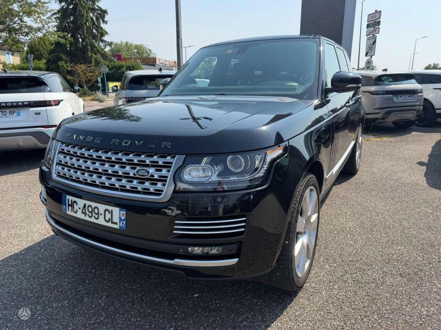 Black Land Rover Range Rover 2013 in Taurage, with an engine capacity of 4.40 L and mileage of 203 thousand km for 21200 €, photo 3 on AUTOMOTO.COM.LV
