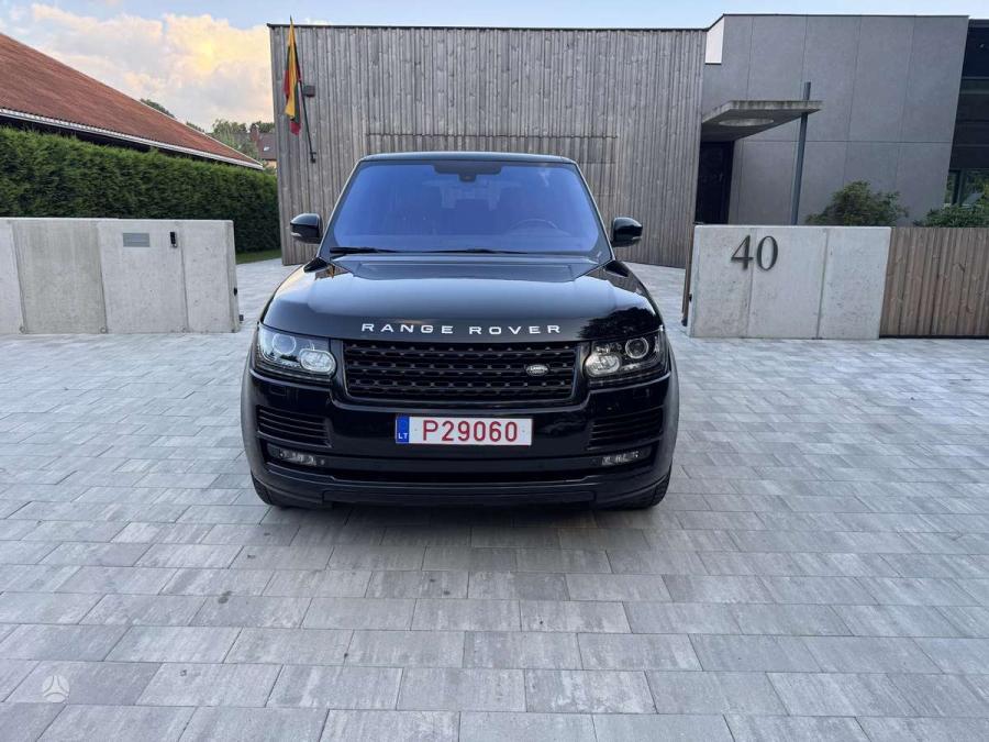 Black Land Rover Range Rover 2013 in Kaunas, with an engine capacity of 5.00 L and mileage of 241 thousand km for 14200 €, photo 9 on AUTOMOTO.COM.LV