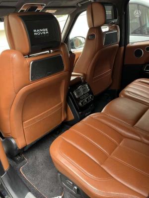 Black Land Rover Range Rover 2013 in Kaunas, with an engine capacity of 5.00 L and mileage of 241 thousand km for 14200 €, photo 13 on AUTOMOTO.COM.LV