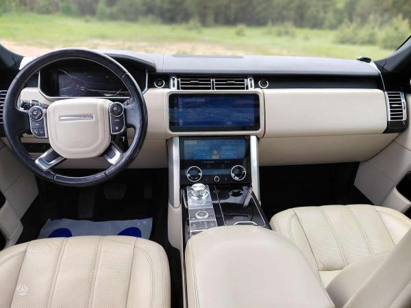 Black Land Rover Range Rover 2013 in Radviliskis, with an engine capacity of 4.37 L and mileage of 224 thousand km for 17800 €, photo 4 on AUTOMOTO.COM.LV